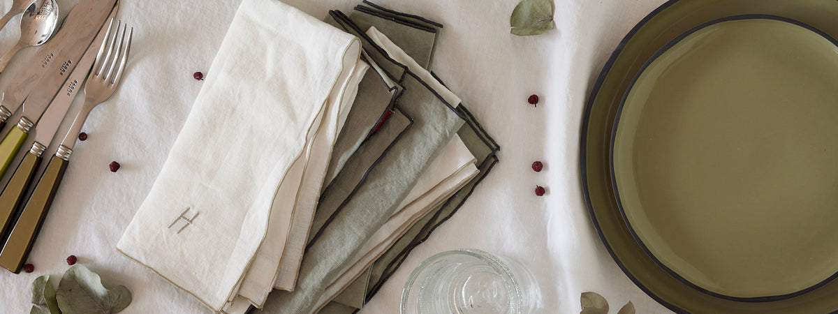 Linge de Table Haut de Gamme à prix juste • Blanc Cerise