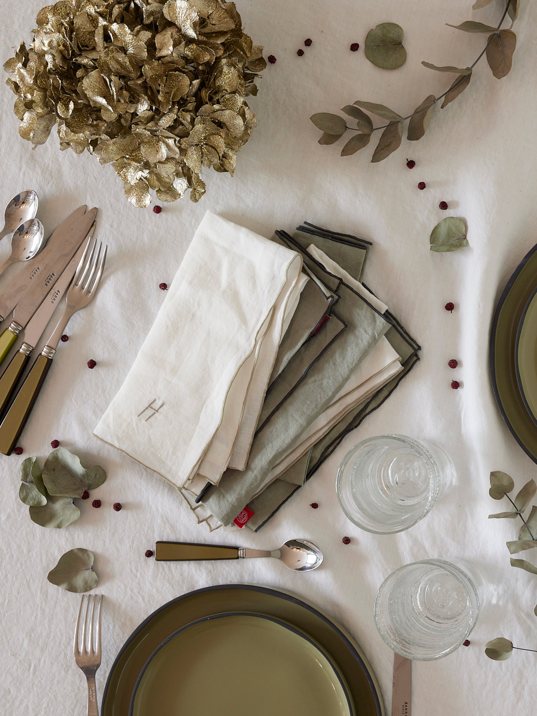 Linge de Table Haut de Gamme à prix juste • Blanc Cerise